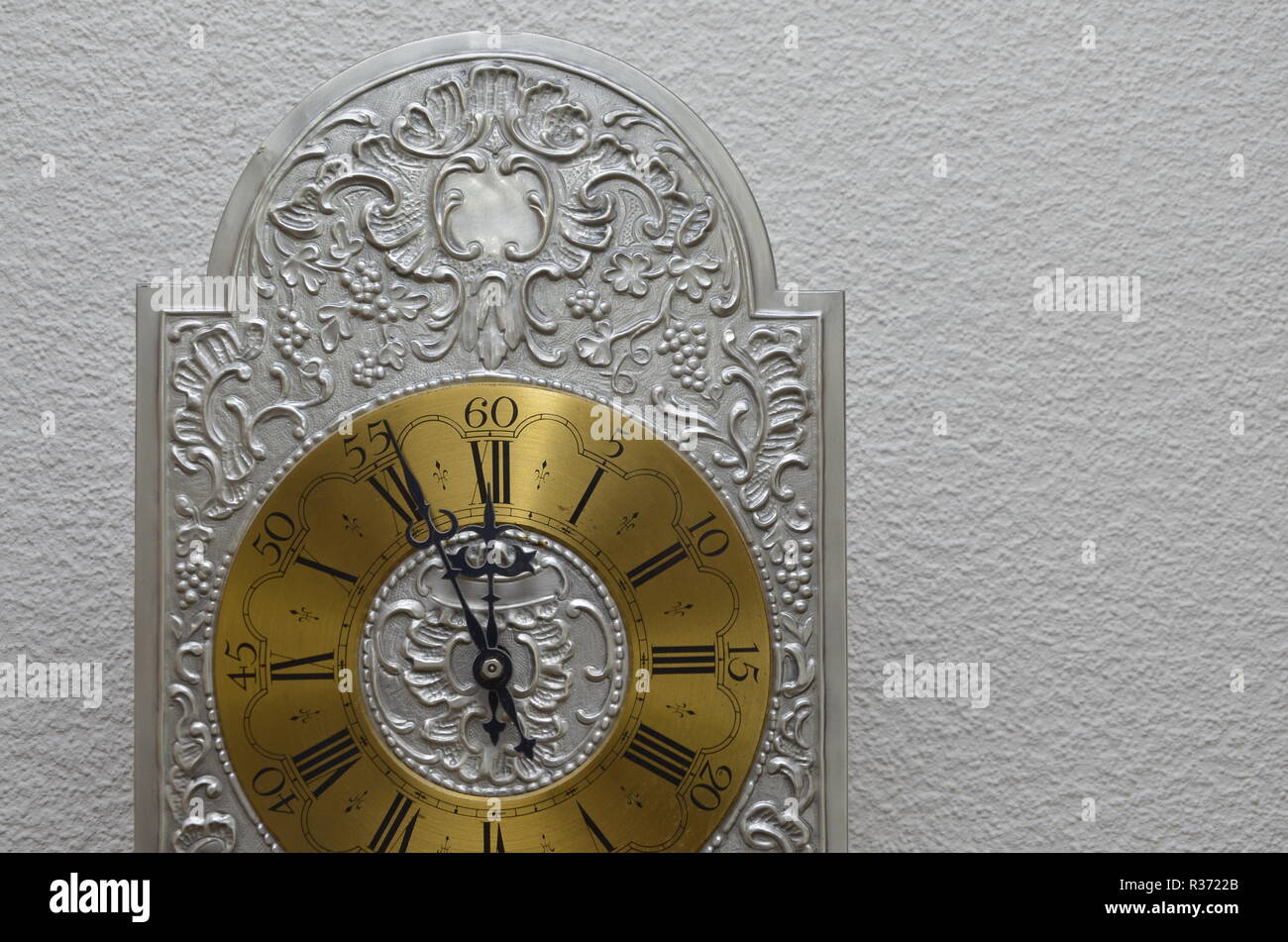 Five past eleven hi-res stock photography and images - Alamy