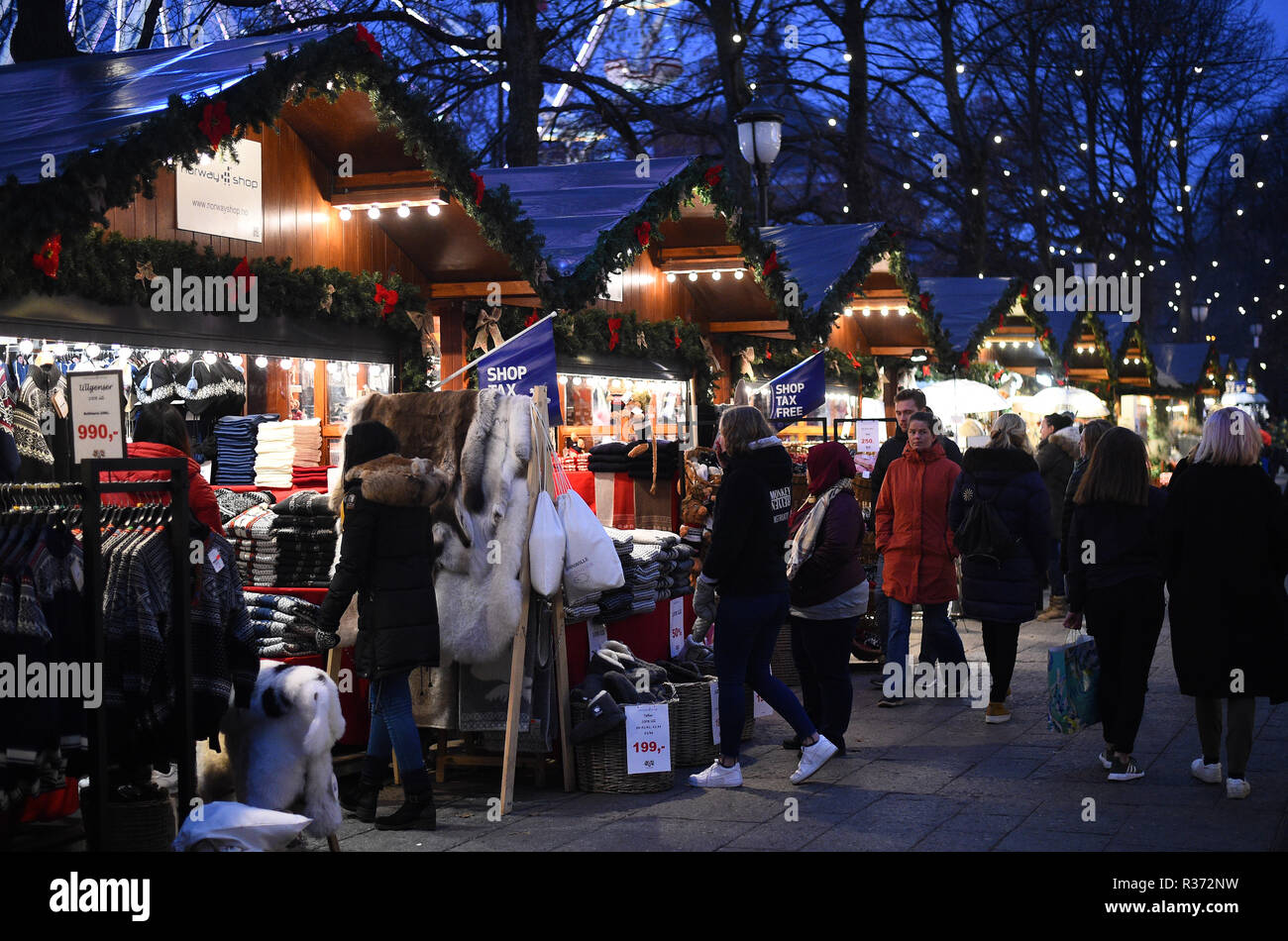 Oslo christmas market hi-res stock photography and images - Alamy
