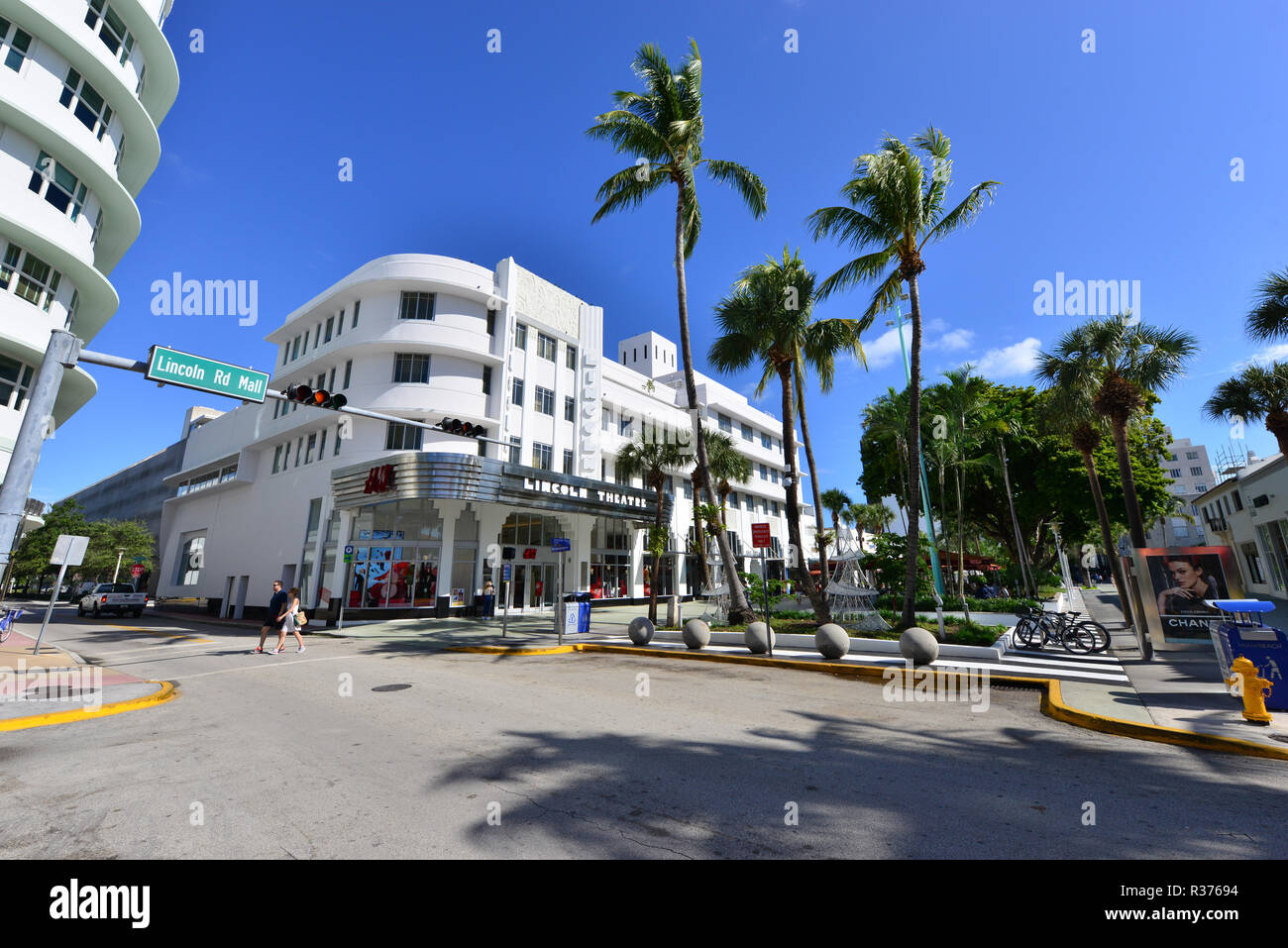 Ocean boulevard in Miami Stock Photo - Alamy