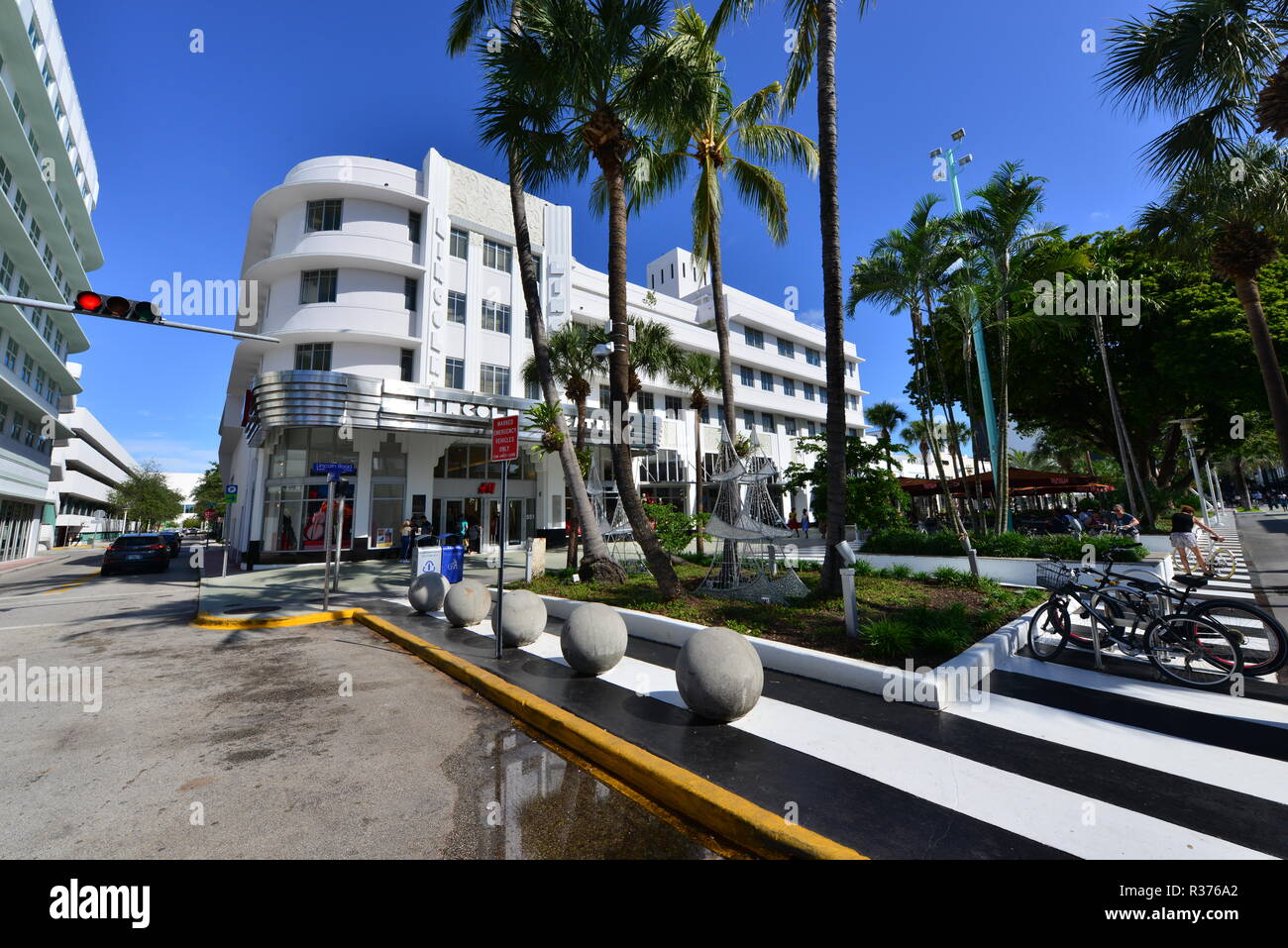 Ocean boulevard in Miami Stock Photo - Alamy