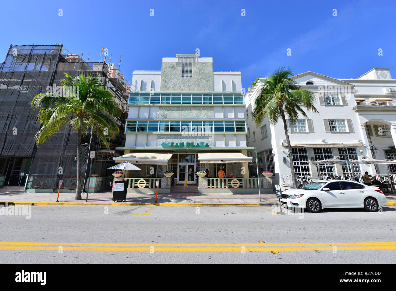 Ocean boulevard in Miami Stock Photo - Alamy