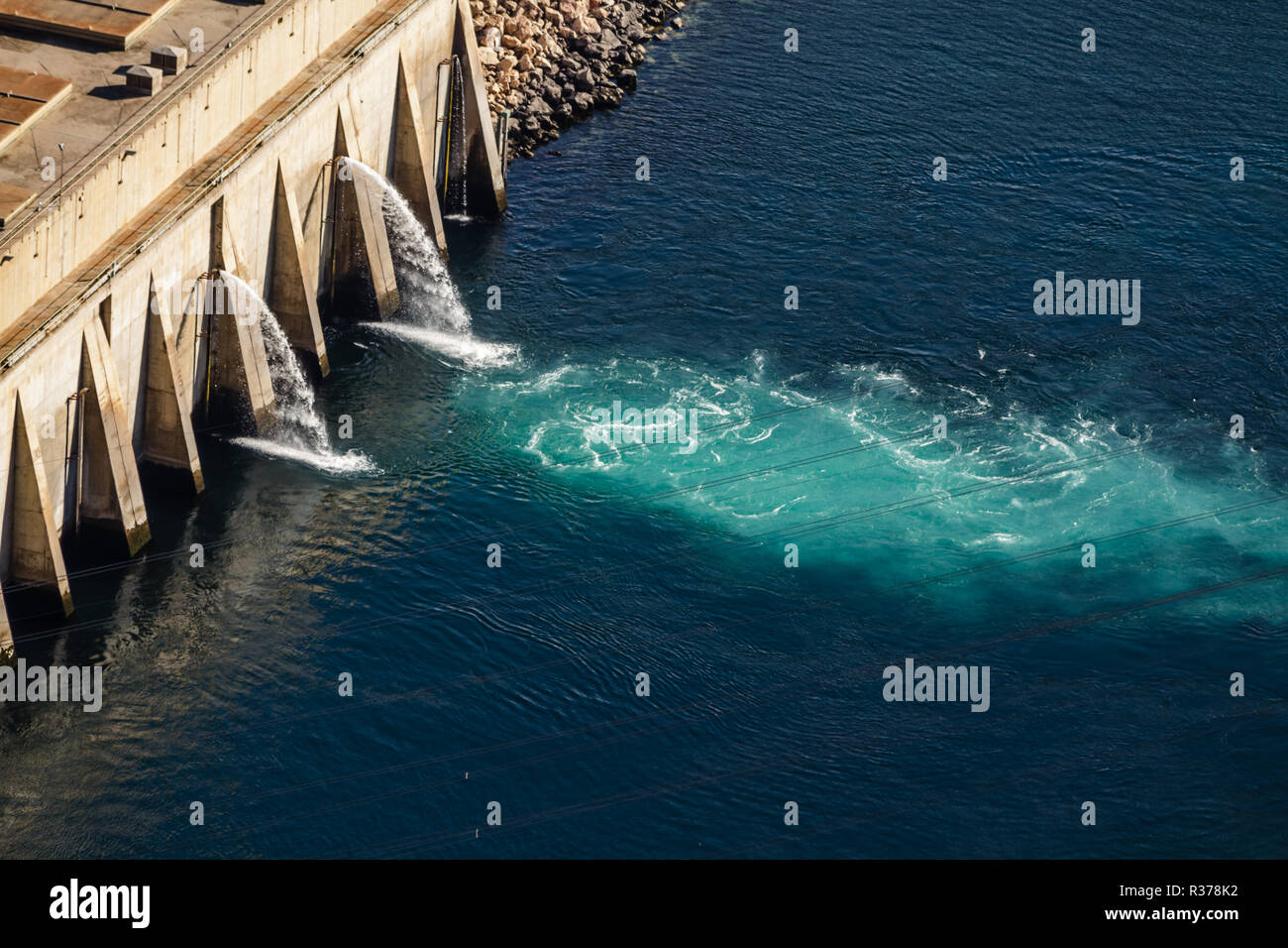 Keban Dam Lake High Resolution Stock Photography and Images - Alamy