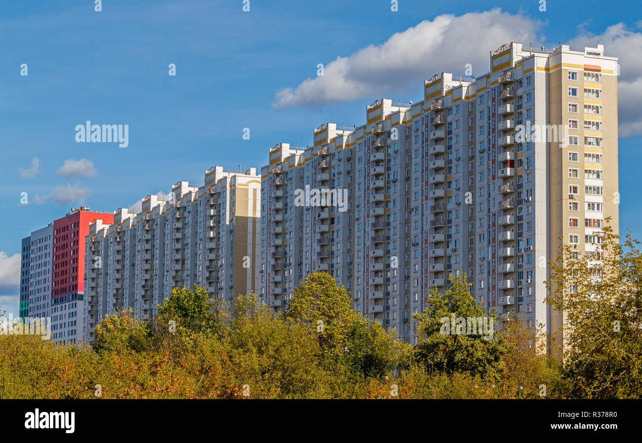 Apartments apartment block moscow hi-res stock photography and images ...