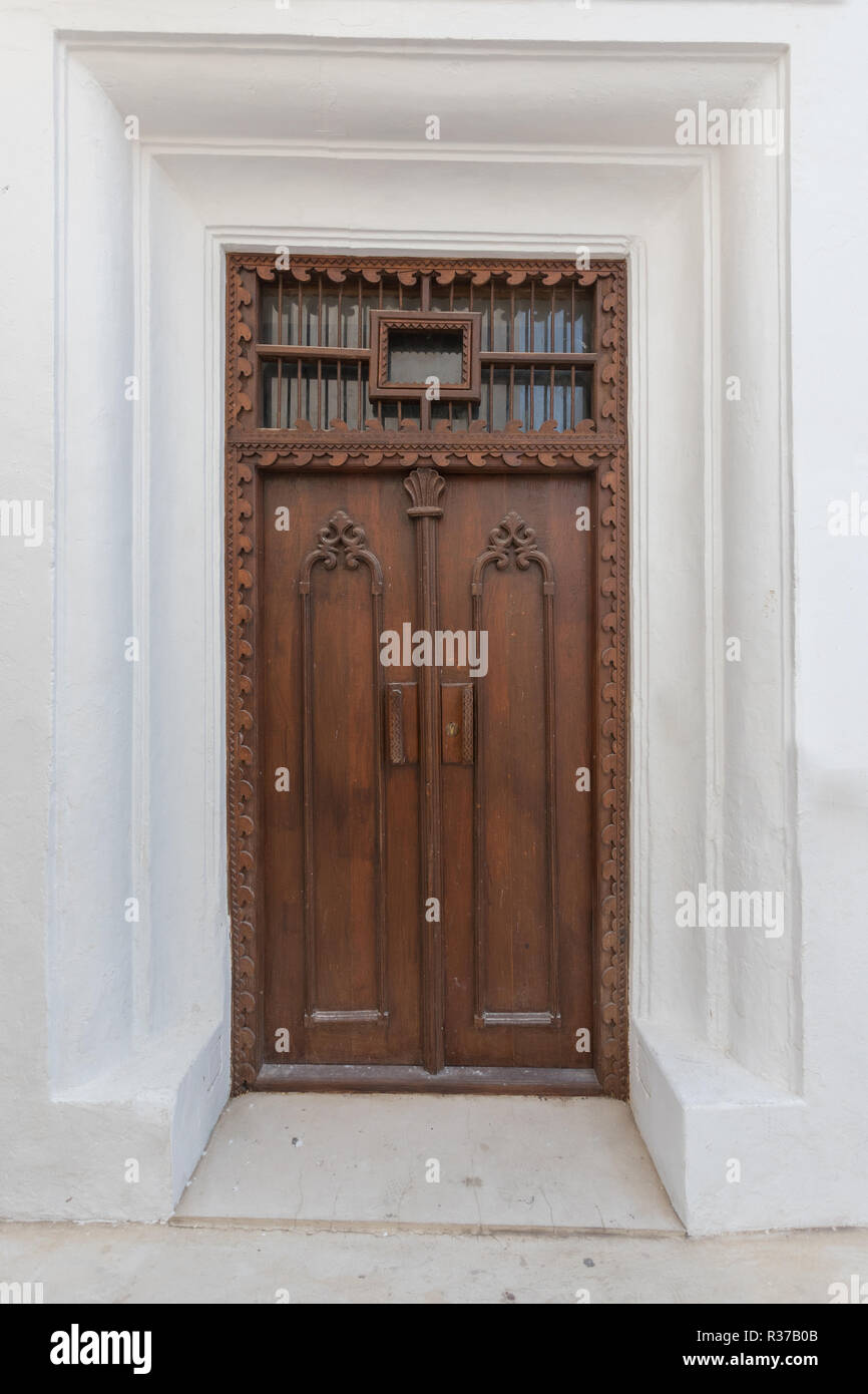 Restored old bahrain door Stock Photo - Alamy