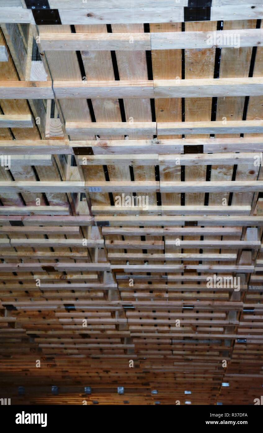 wooden platform, pallet Stock Photo - Alamy