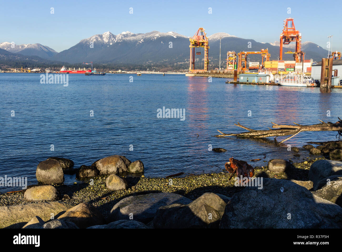 View from Crab Park at Portside, Vancouver, BC, Canada Stock Photo - Alamy