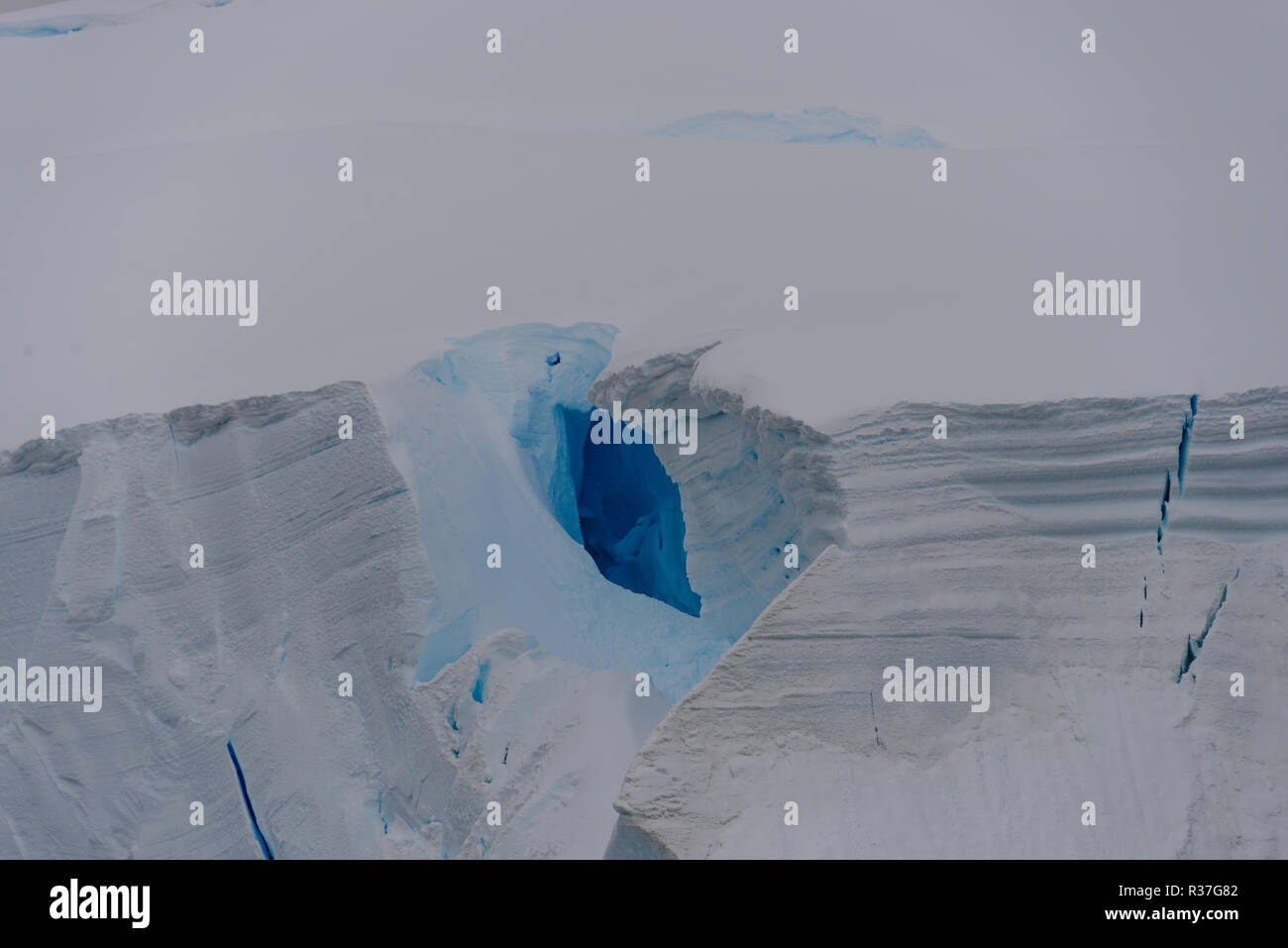 Greenland glacier crack hi-res stock photography and images - Alamy