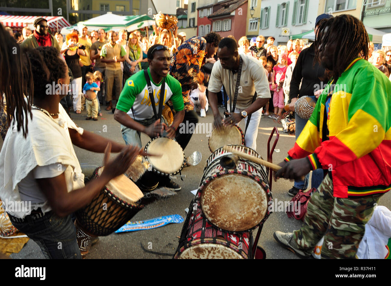 Afro beats hi-res stock photography and images - Alamy