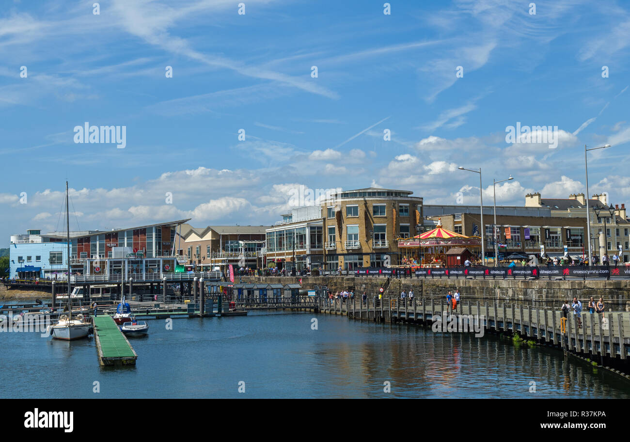Cardiff docks old hi-res stock photography and images - Alamy