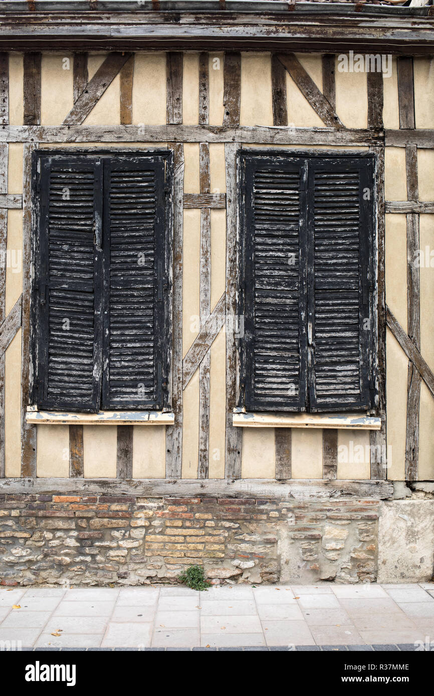 Ancient half-timbered buildings in Troyes. Aube, Champagne-Ardenne ...