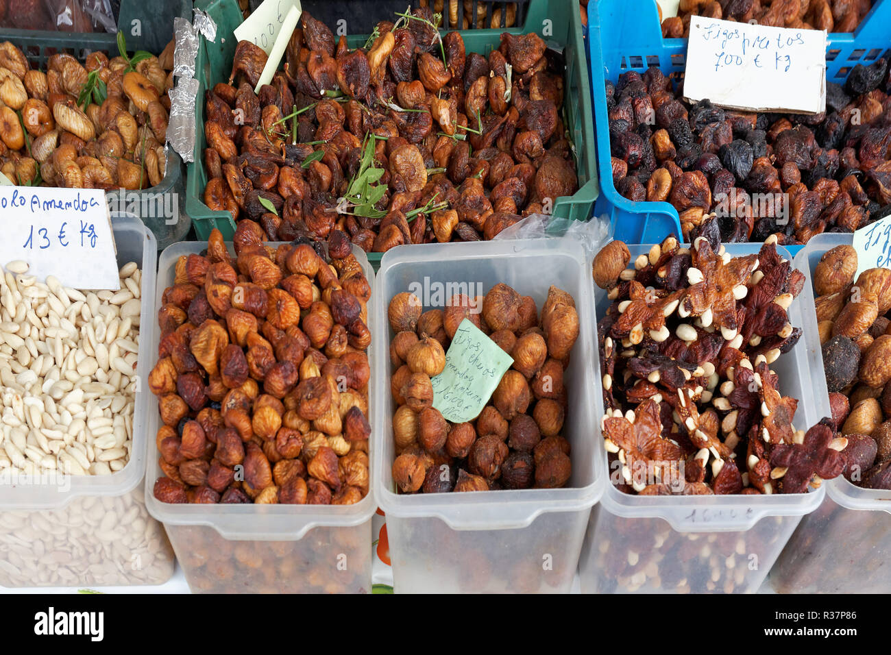 dried figs and almonds at a market stall Stock Photo - Alamy