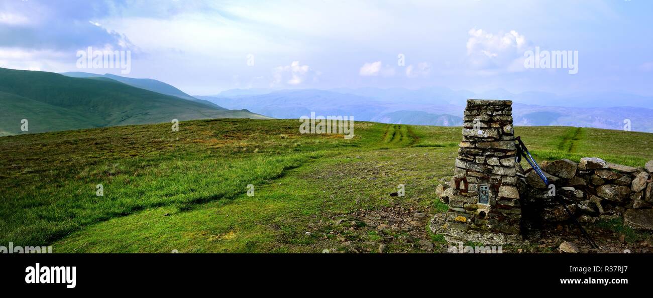 Raven crag summit hi-res stock photography and images - Alamy