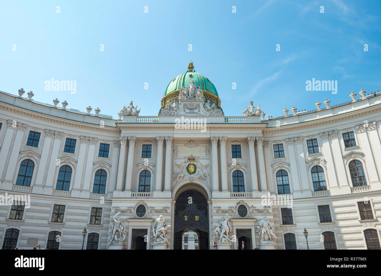Hofburg Imperial Palace, Michaelerplatz, Vienna, Austria Stock Photo ...