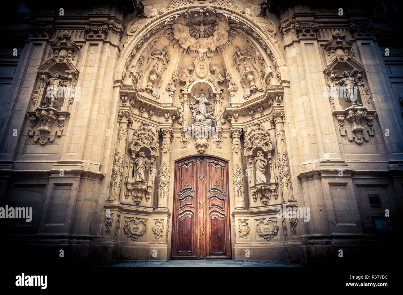 Colossal frame hi-res stock photography and images - Alamy