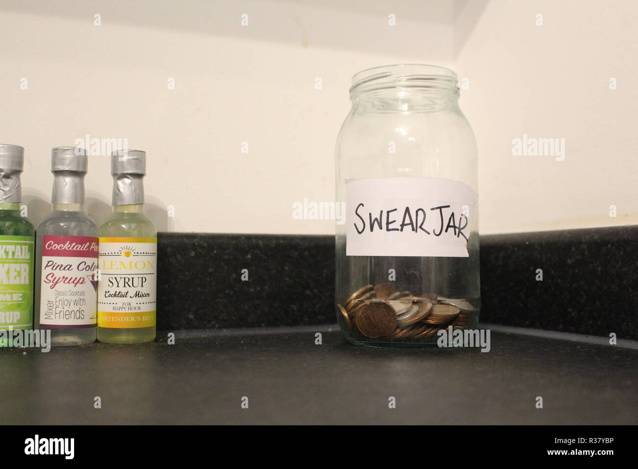 Money paper inside jar hi-res stock photography and images - Alamy