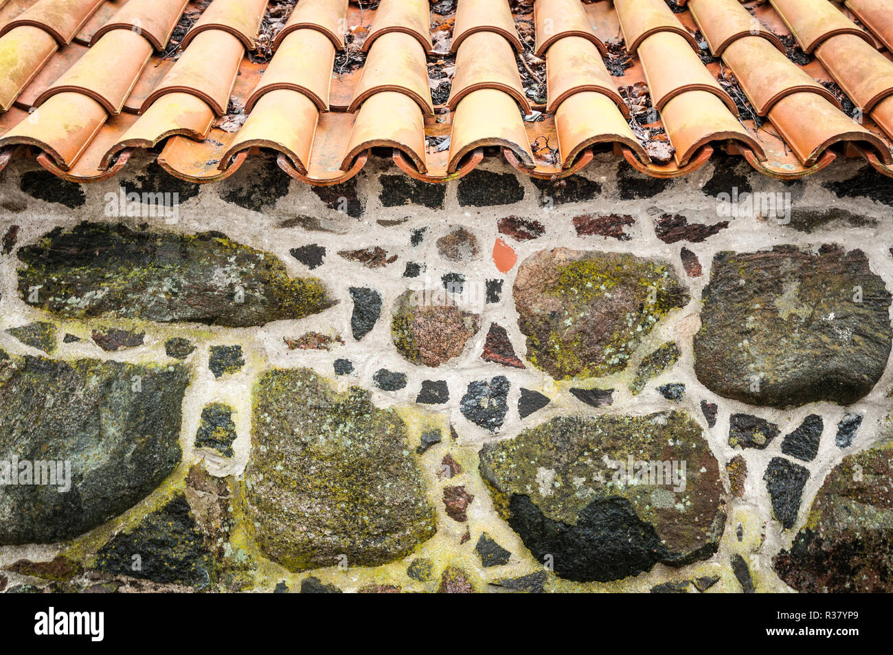 Decorative cobble stone detail hi-res stock photography and images - Alamy