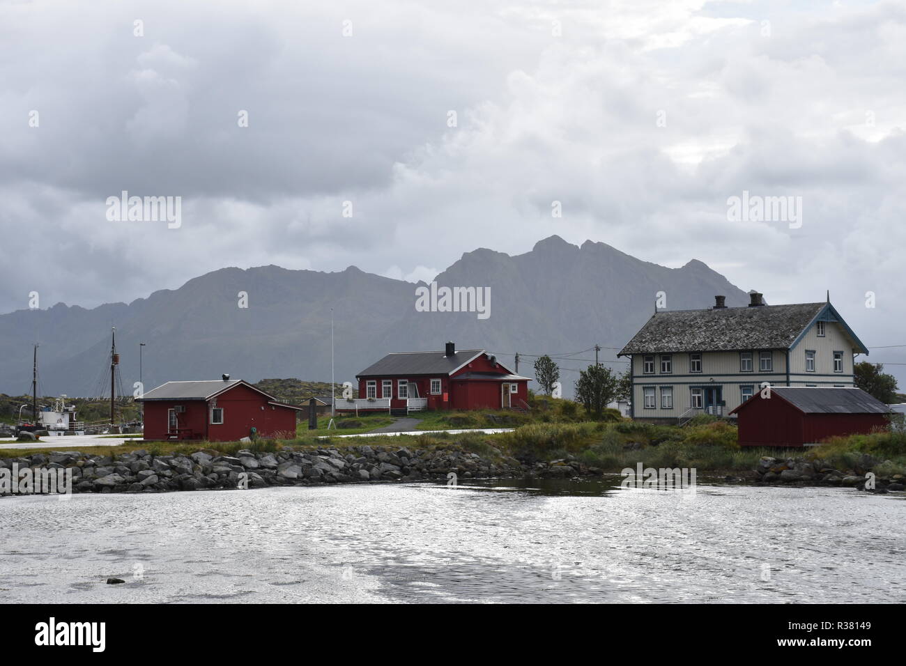 Norwegen, Lofoten, Laukvik, Laukvika, Hafen, Pier, Kai, Mole, Steg ...