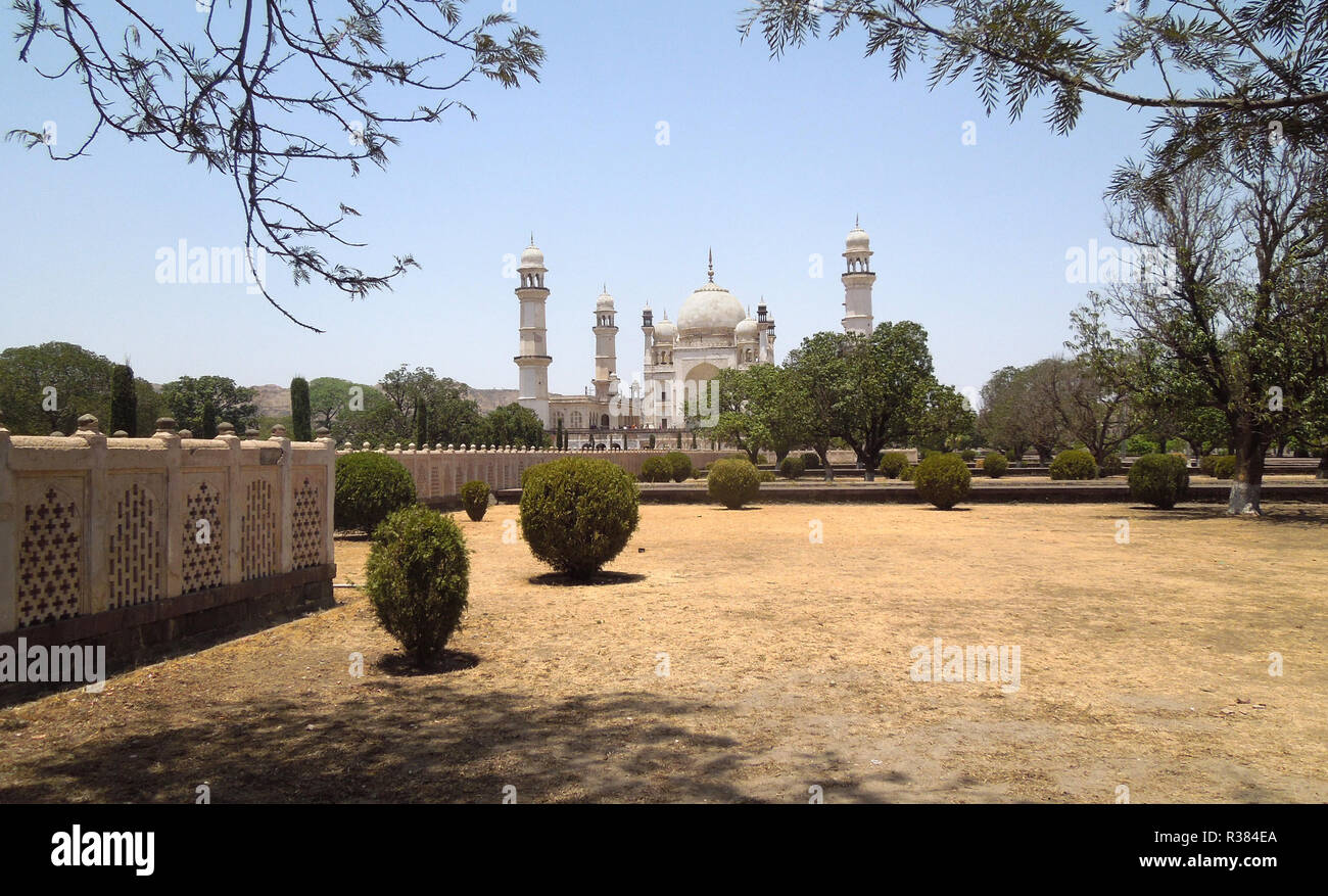 bibi ka maqbara Stock Photo - Alamy