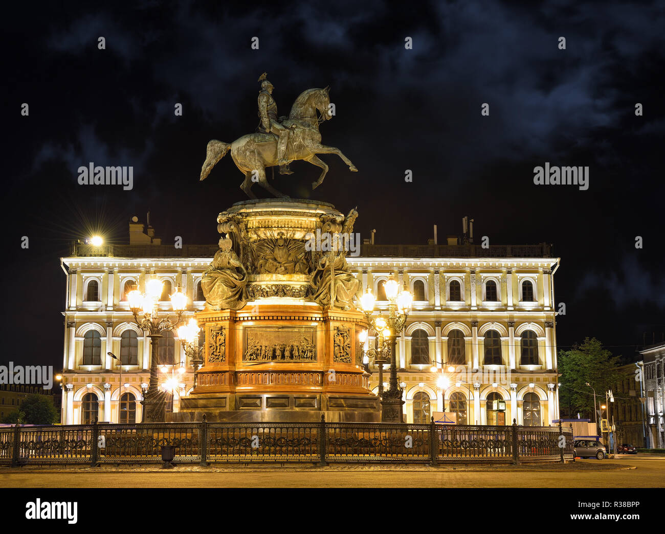 Peter cooper monument hi-res stock photography and images - Alamy