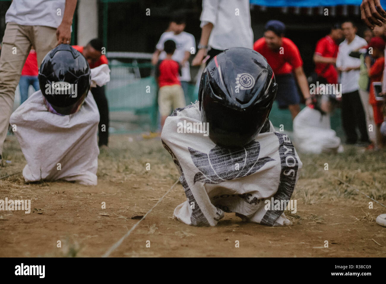 sack race 2 Stock Photo - Alamy