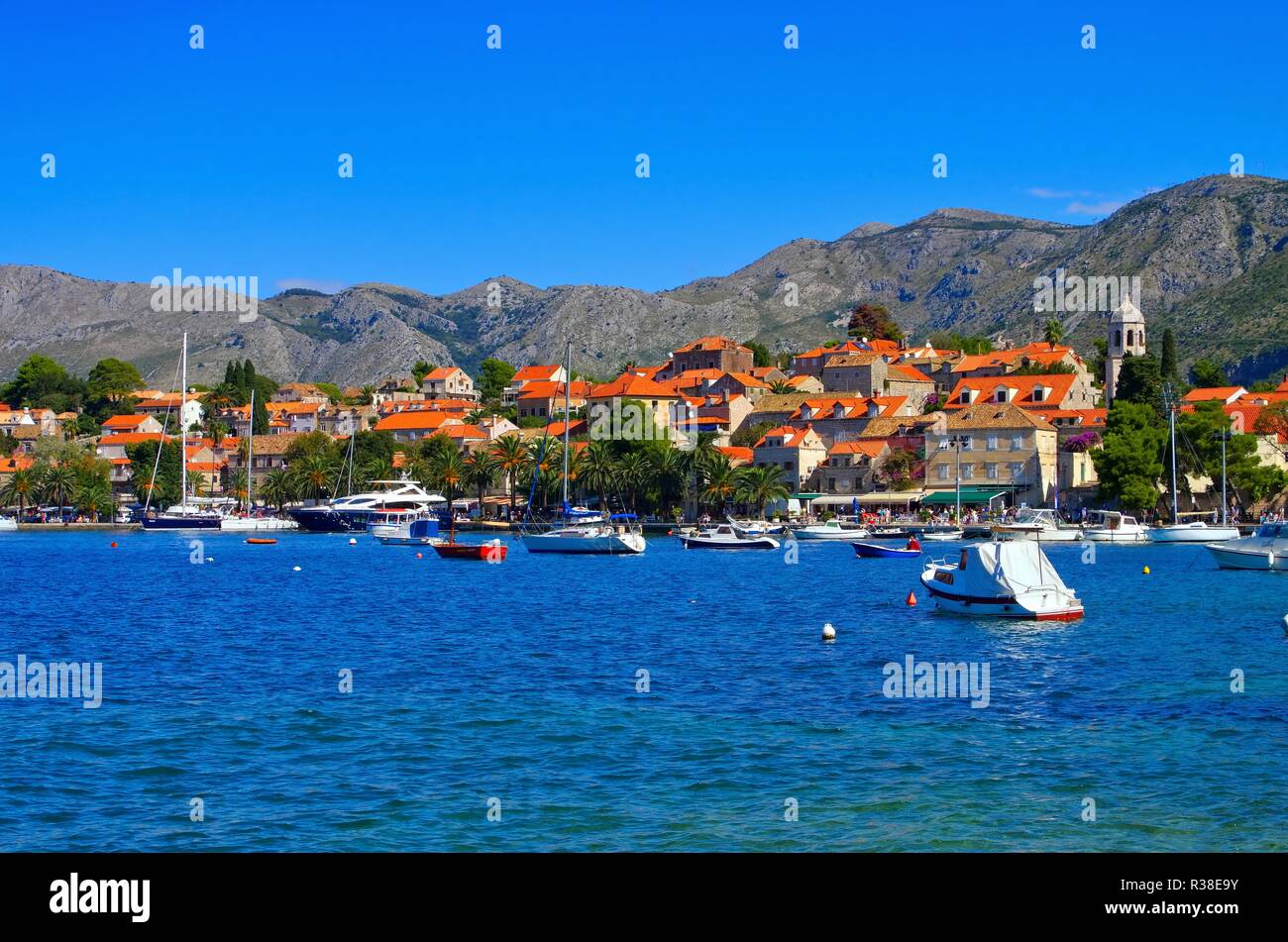 Cavtat market hi-res stock photography and images - Alamy