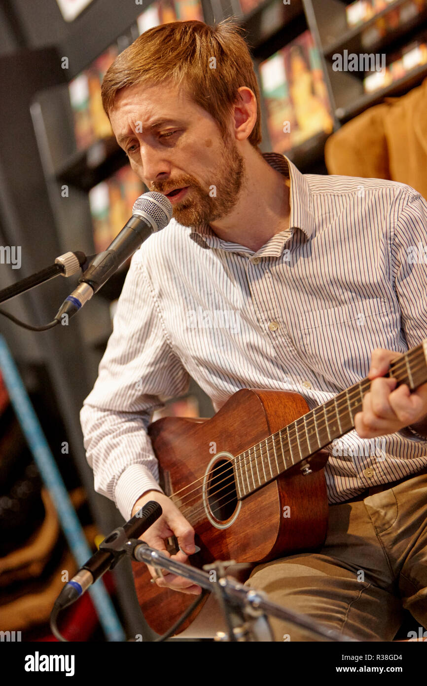 neil hannon performing Stock Photo - Alamy