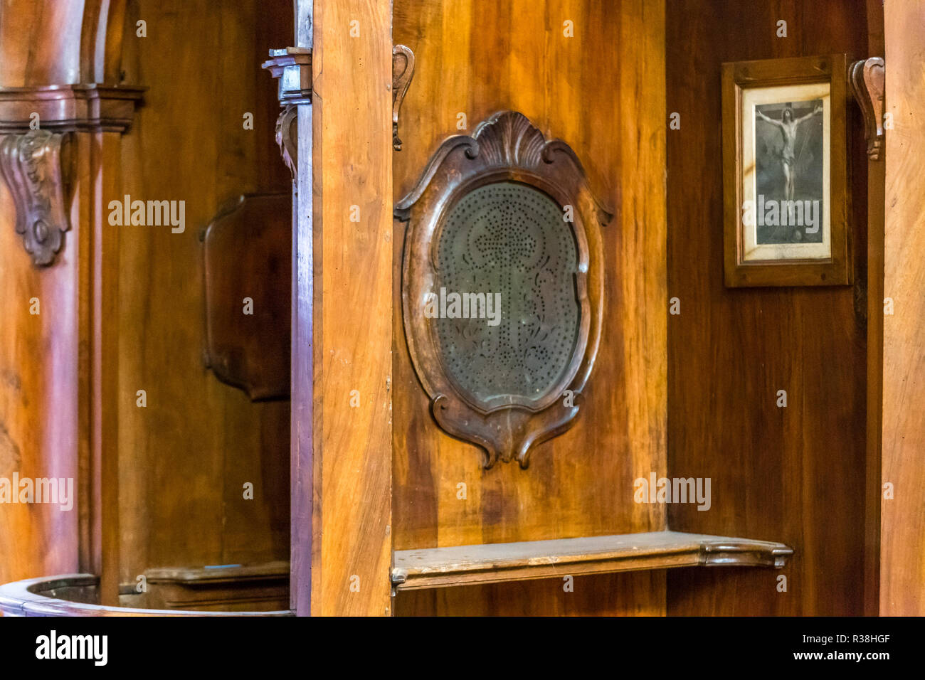 Confessional chapel hi-res stock photography and images - Alamy