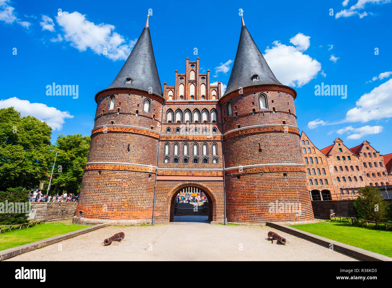 Holstentor tor hi-res stock photography and images - Alamy