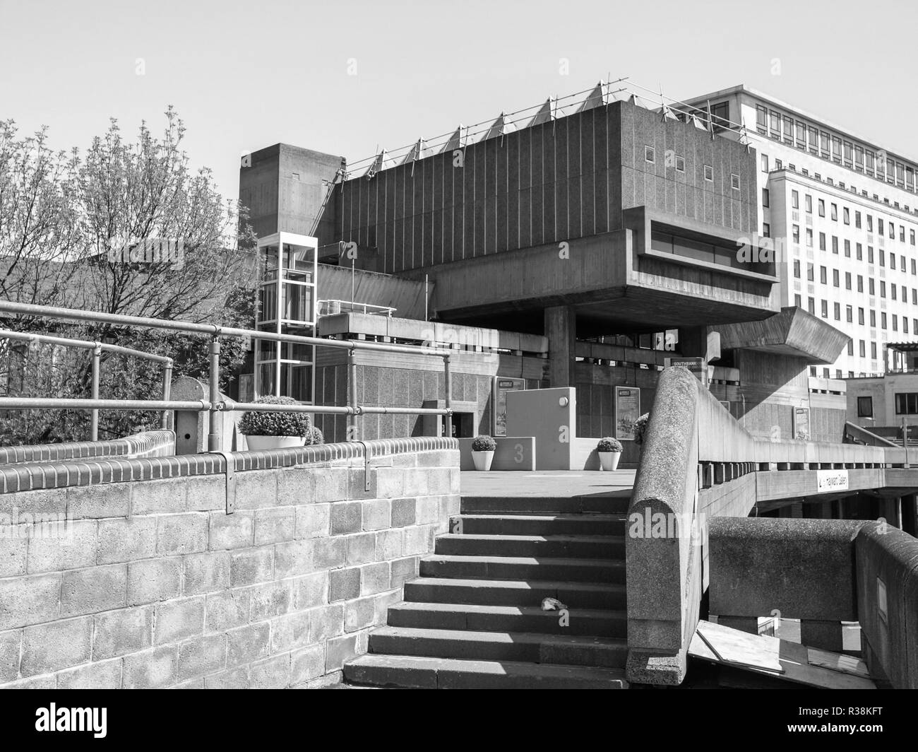 Downtown hayward hi-res stock photography and images - Alamy