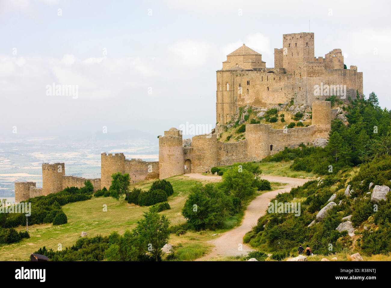 Monuments of the province of huesca hi-res stock photography and images ...