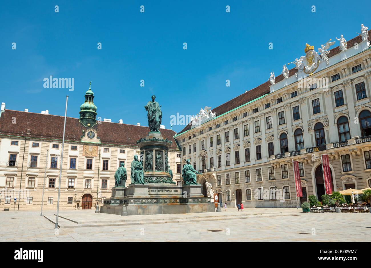Hofburg Imperial Palace, Inner Court Square with statue of Emperor ...