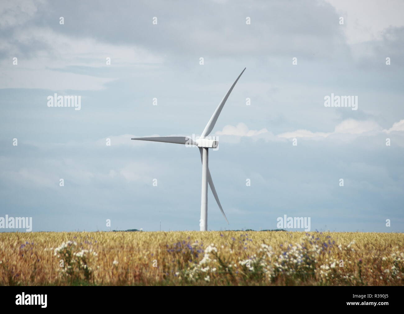 Modern mega wind turbines hi-res stock photography and images - Alamy