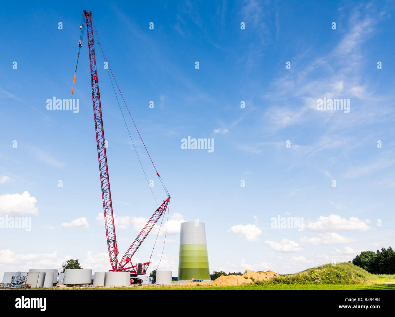 Windmill crane high huge tower hi-res stock photography and images - Alamy
