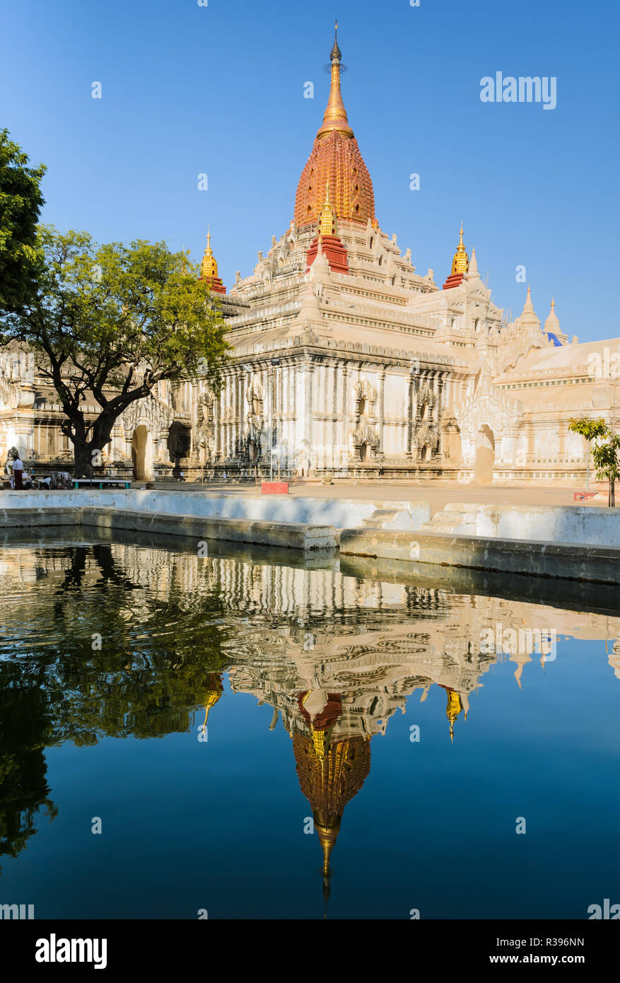 Asia myanmar bagan lion temple hi-res stock photography and images - Alamy