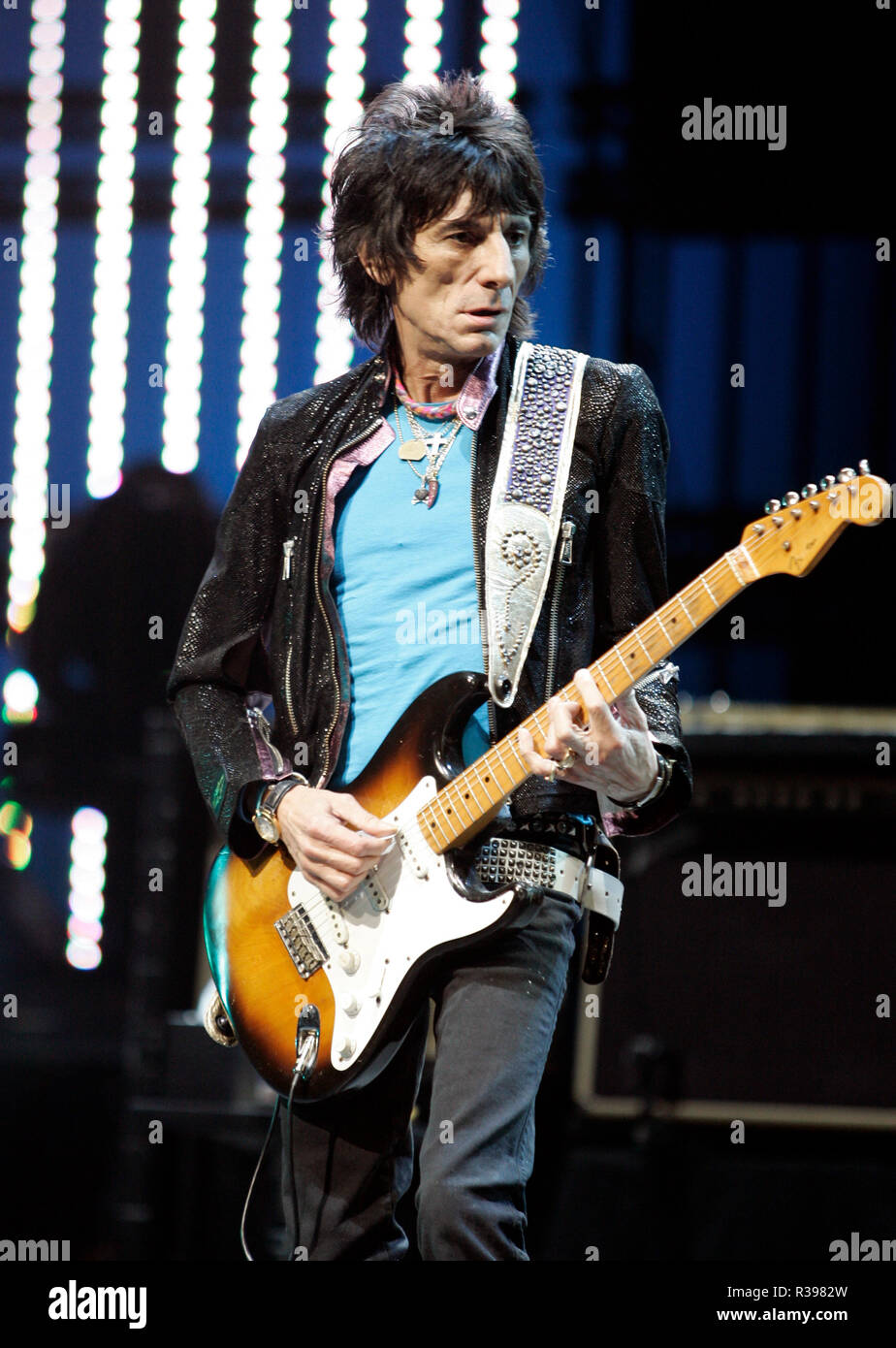Ronnie Wood performs in concert with The Rolling Stones at the Bank ...