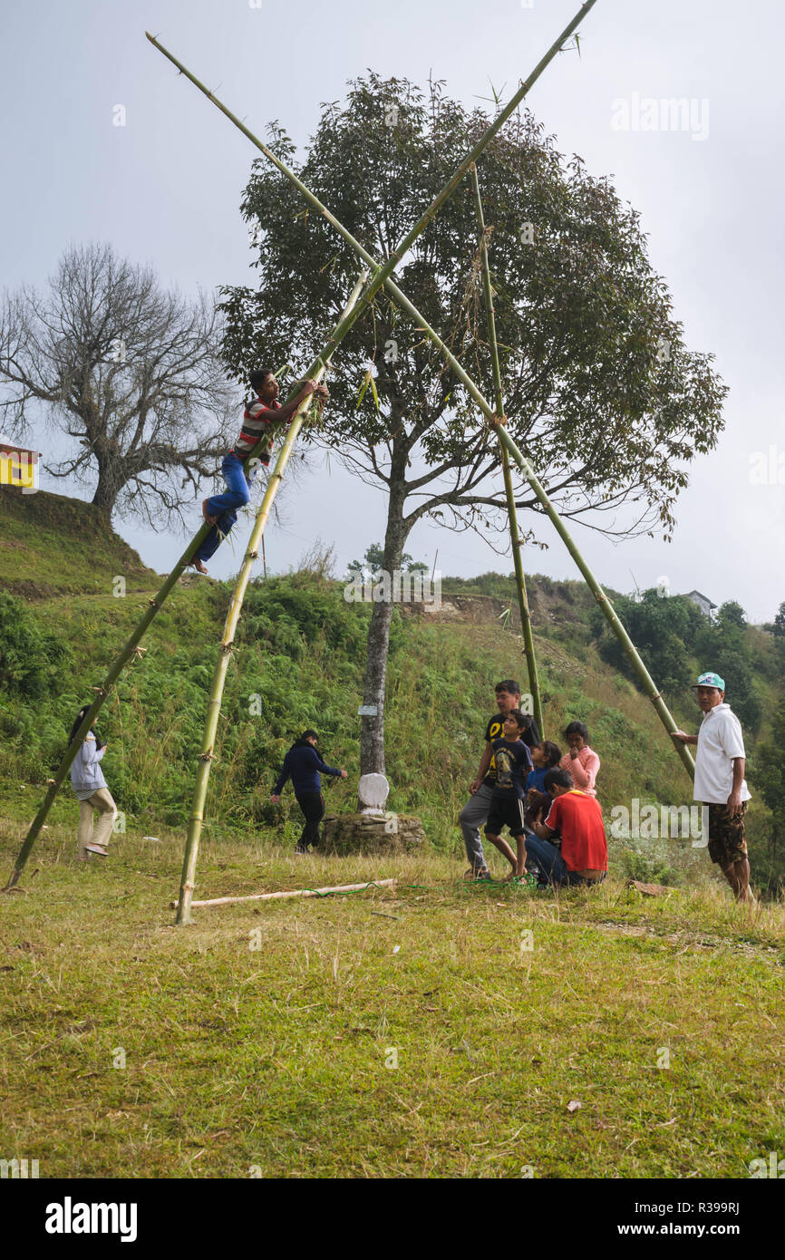 Dashain ping swing hi-res stock photography and images - Alamy