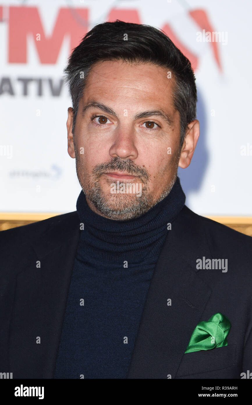 Michael landes hi-res stock photography and images - Alamy