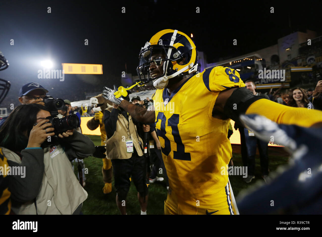 Los Angeled, CALIFORNIA, USA. 19th Nov, 2018. Los Angeles Rams Gerald ...