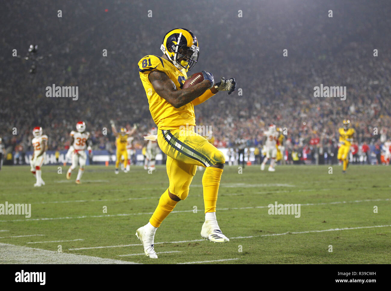Los Angeled, CALIFORNIA, USA. 19th Nov, 2018. Los Angeles Rams Gerald ...