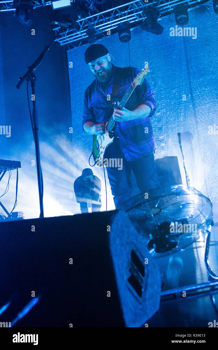 Tom walker singer 2018 hi-res stock photography and images - Alamy
