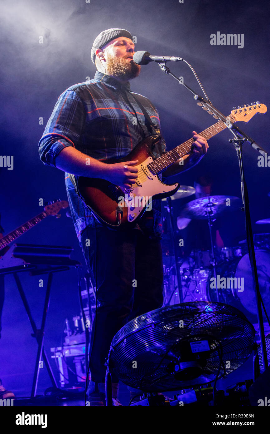 Tom walker singer 2018 hi-res stock photography and images - Alamy