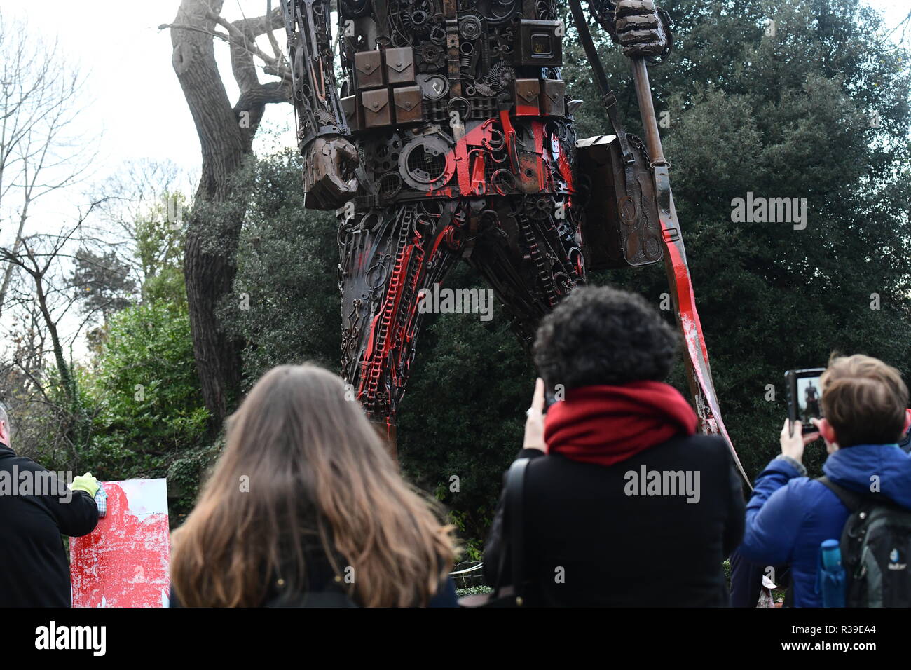 Dublin, Ireland. 22nd November, 2018. The First World War scrap metal ...
