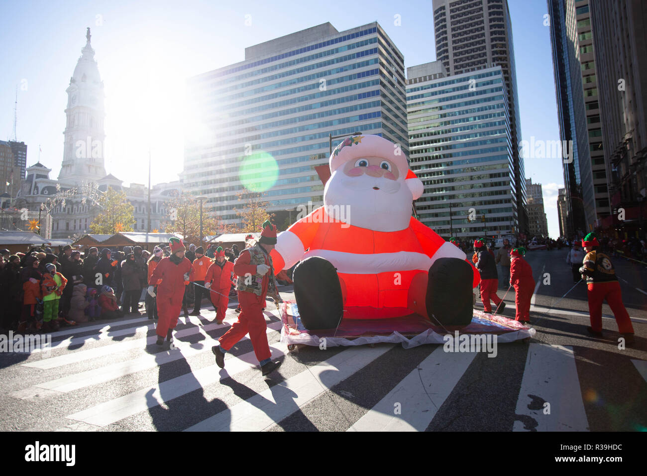 Philadelphia, Pennsylvania, USA. 22nd Nov 2018. An inflatable Santa ...