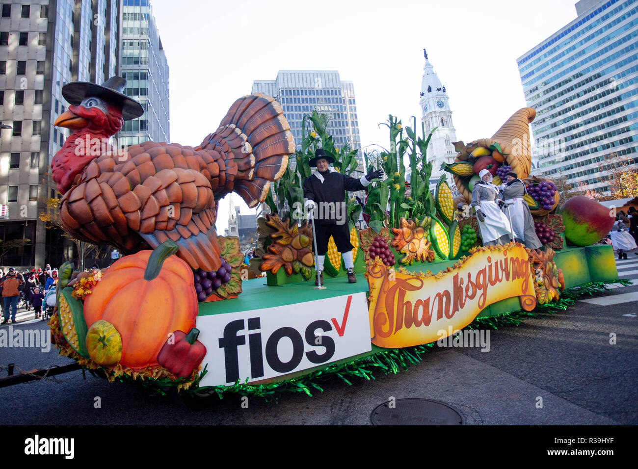 Philadelphia thanksgiving parade hi-res stock photography and images ...