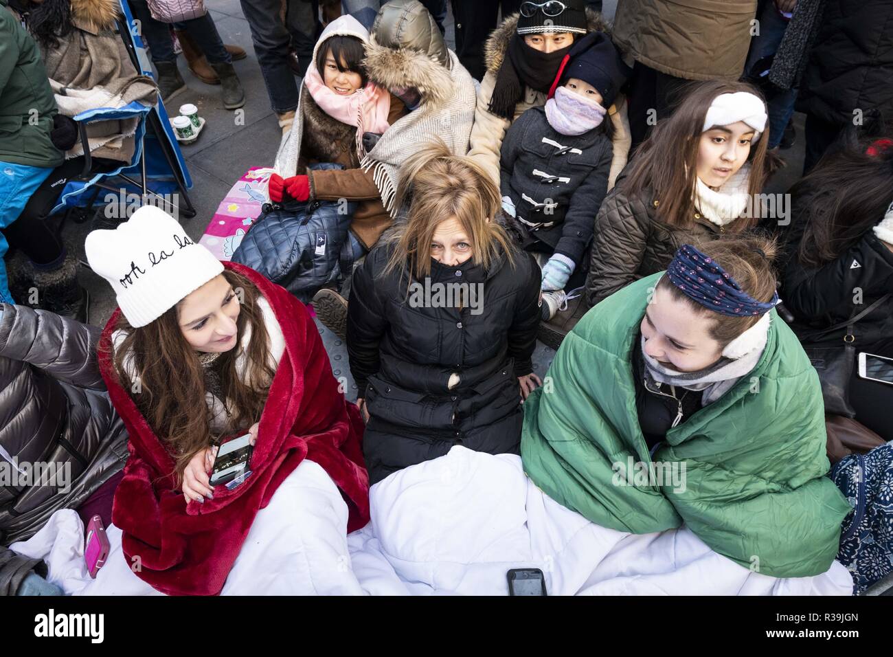 Tthe parade hi-res stock photography and images - Alamy