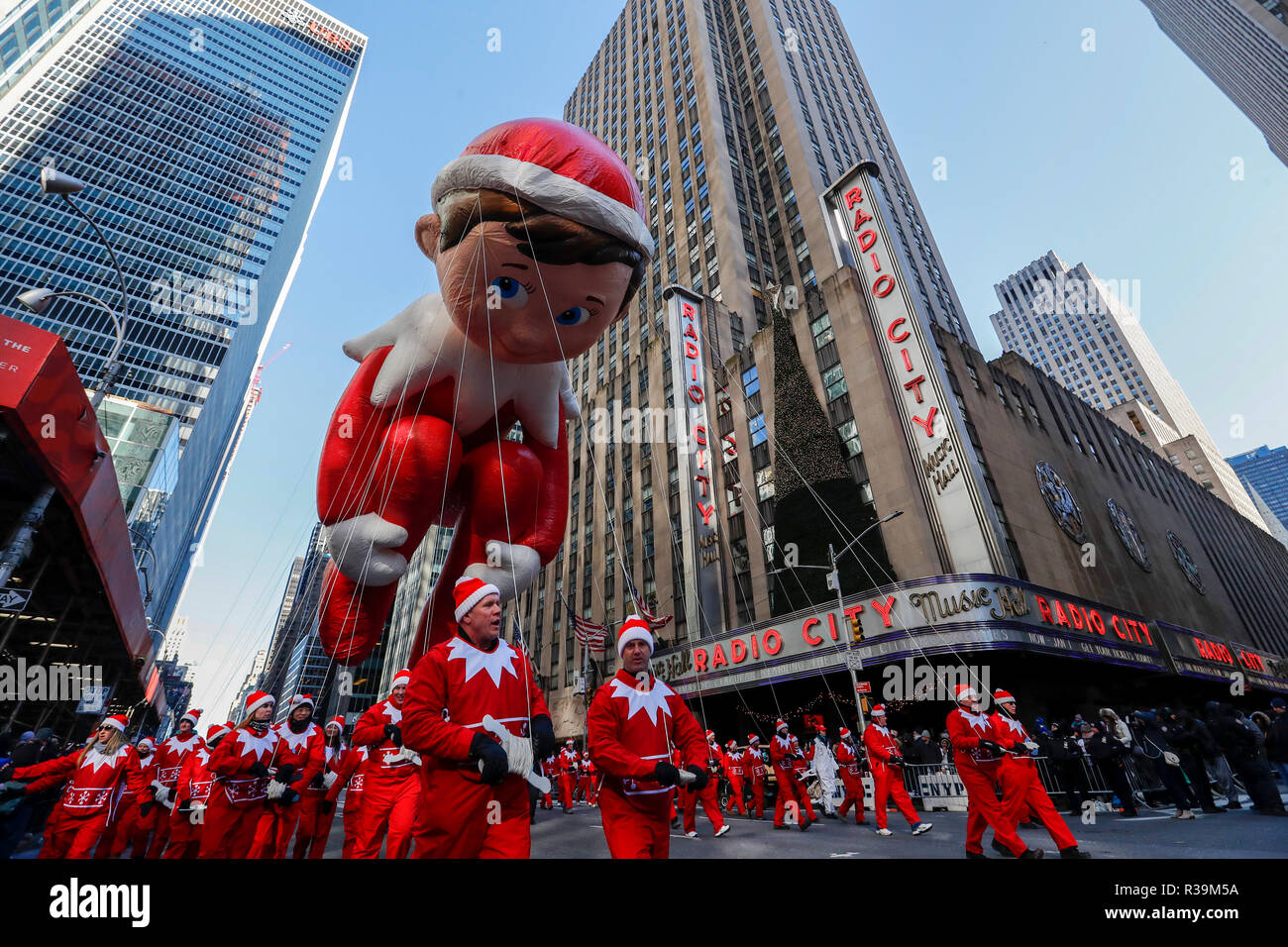 Elf shelf balloon hi-res stock photography and images - Alamy