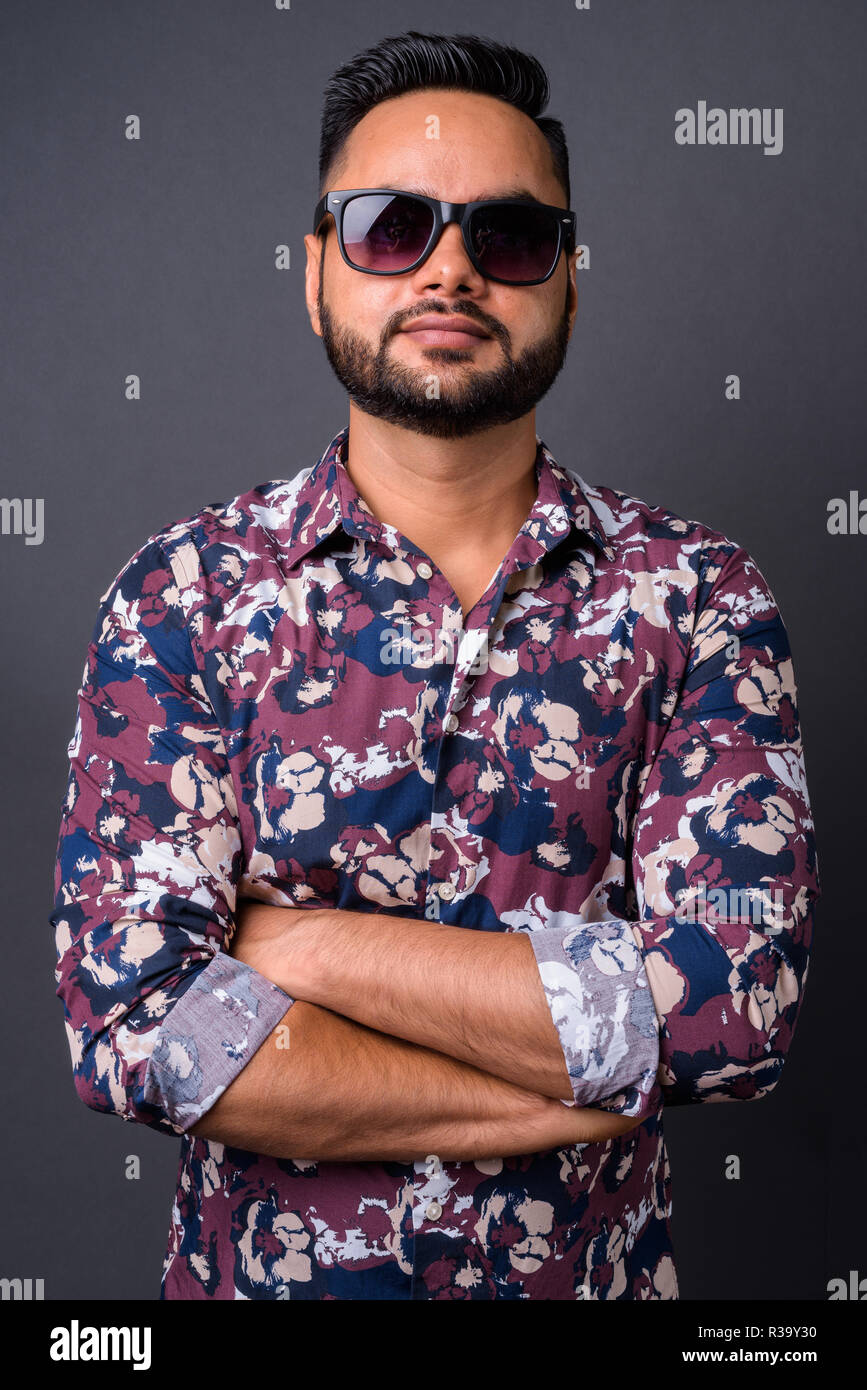 Indian man confident cool fashion hi-res stock photography and images ...