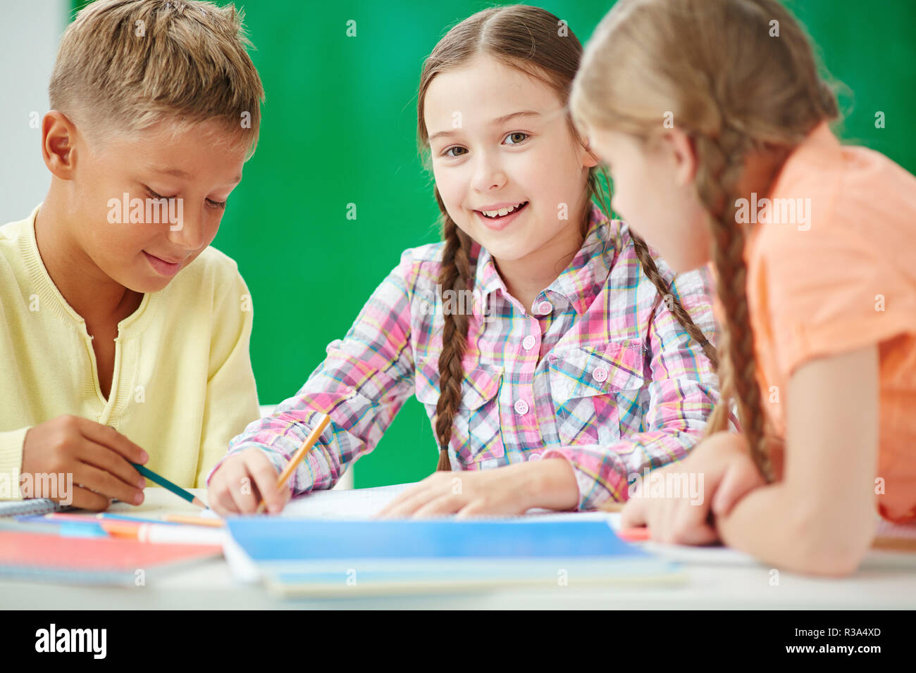 Back view boy student drawing hi-res stock photography and images - Alamy