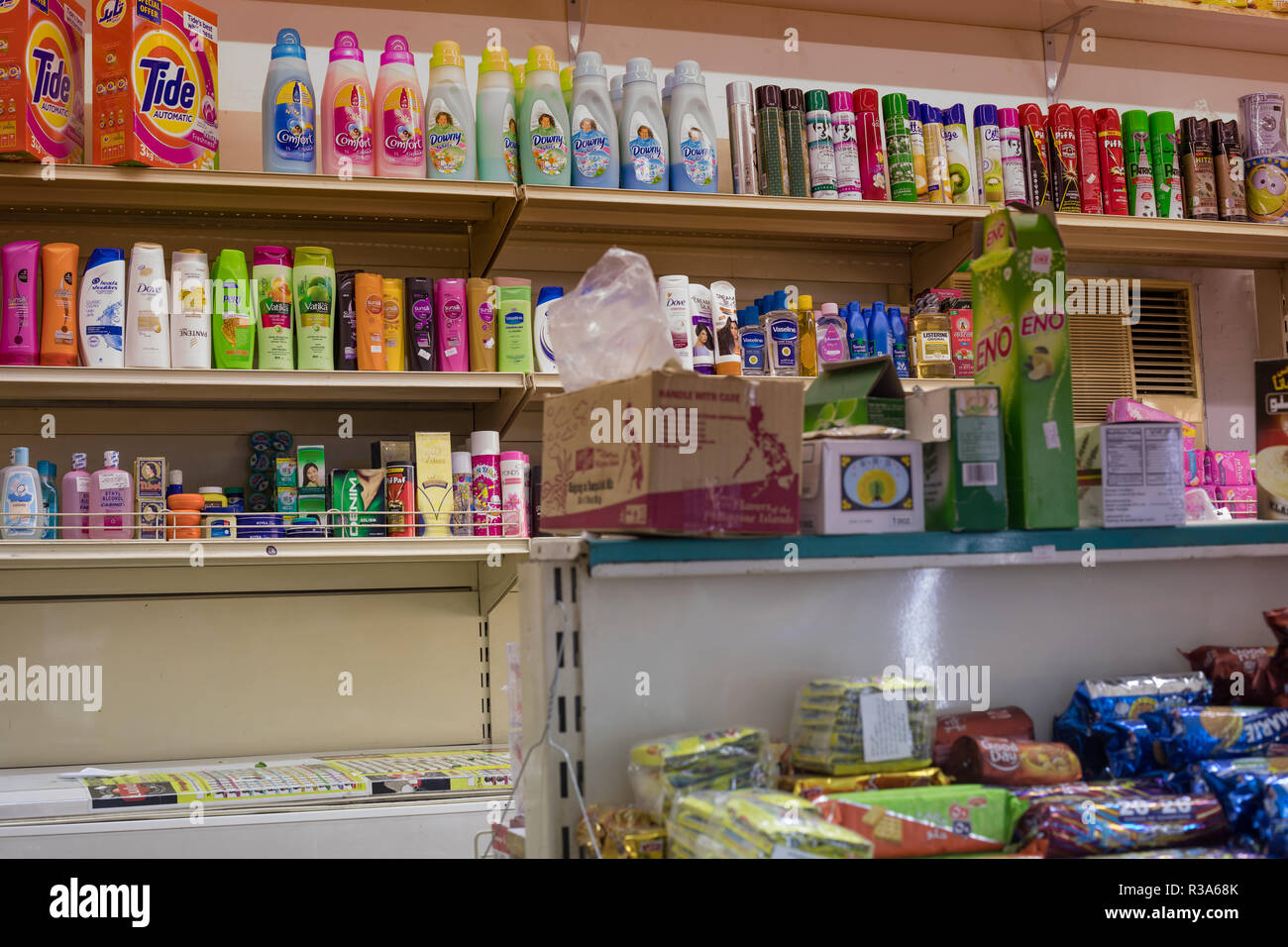 Departmental Store, Grocery shop Stock Photo - Alamy