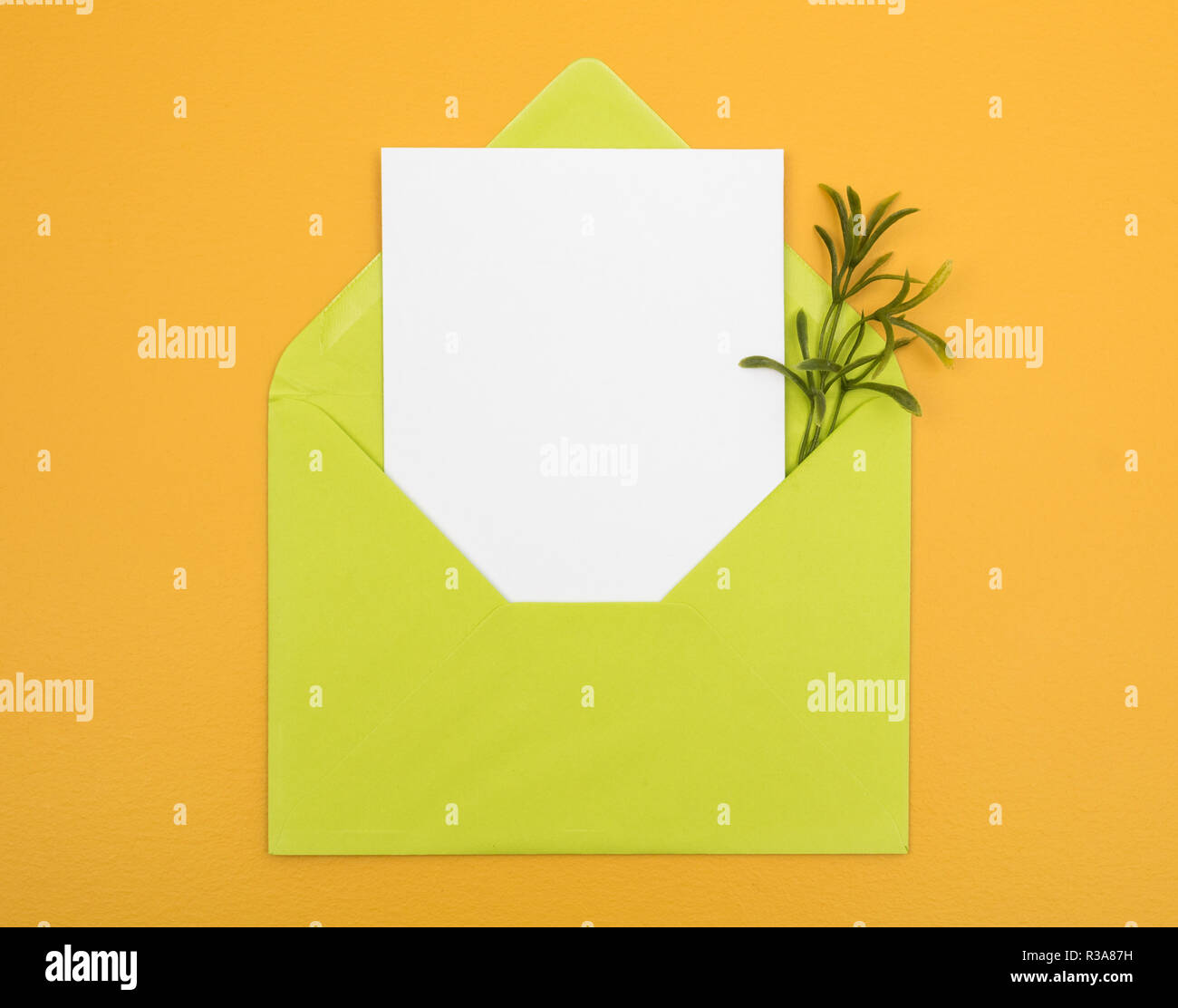 Open yellow envelope blank paper hi-res stock photography and images ...